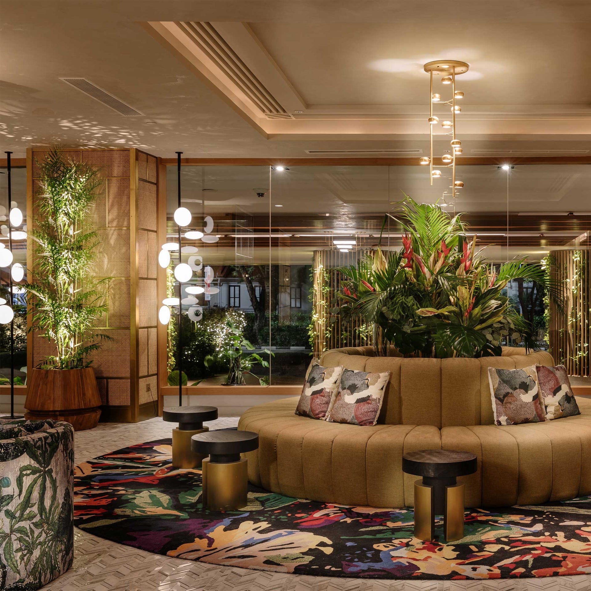 Park Royal Hotel Featuring Kerrie Brown – Tappeti Rugs SG