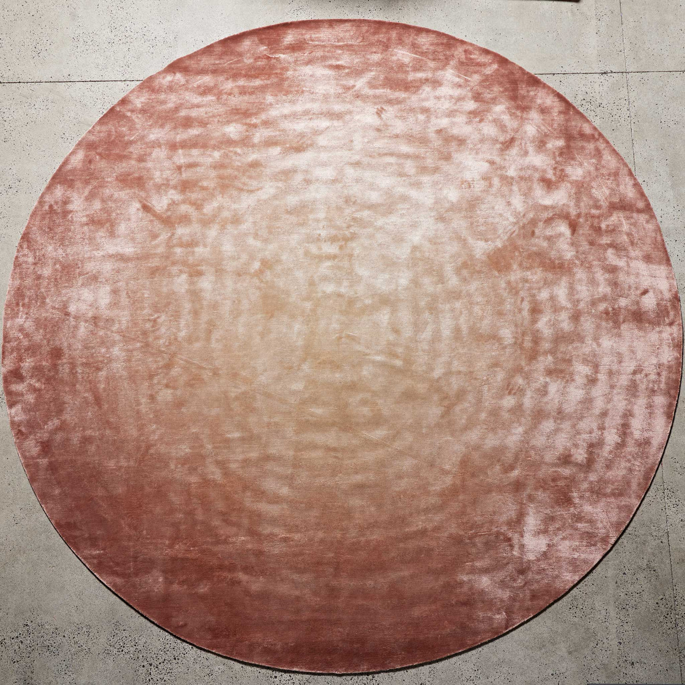 Gradient Round | Rouge