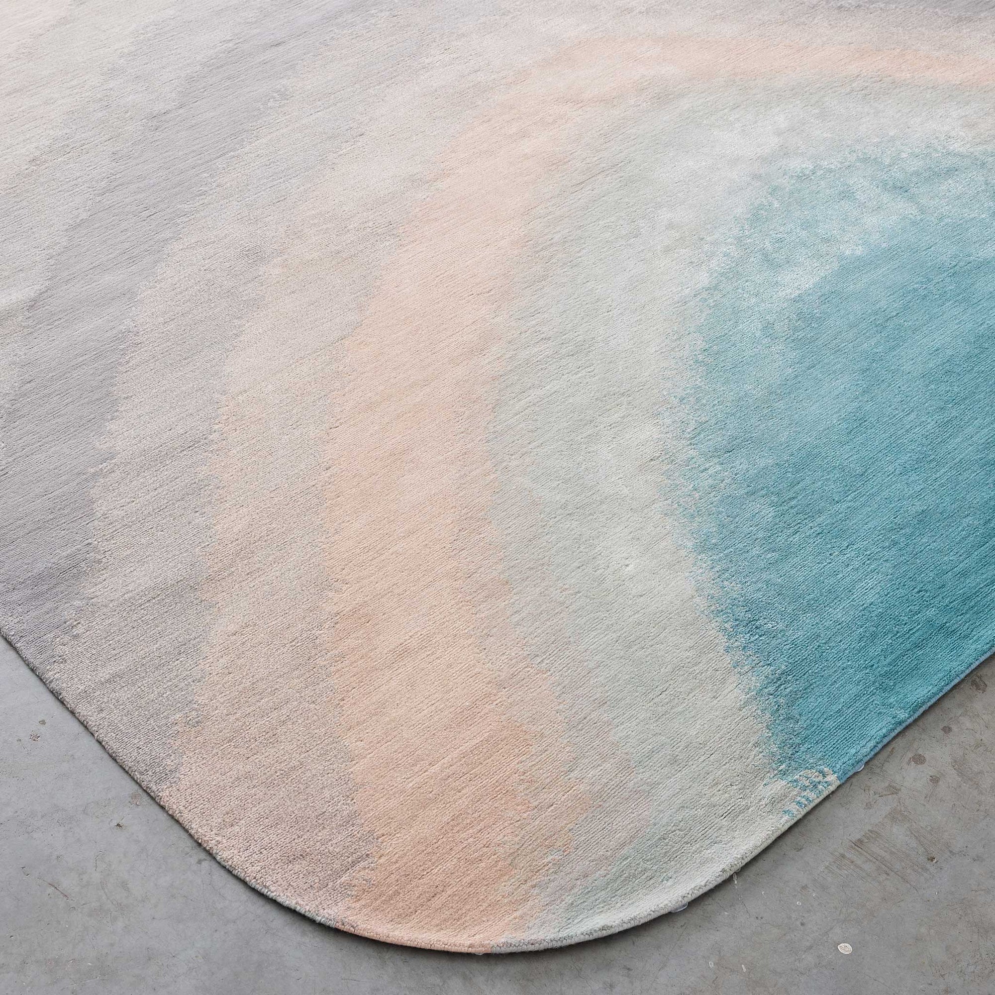 Gradient | Lightshift - Tappeti Fine Handcrafted Rugs + Carpets