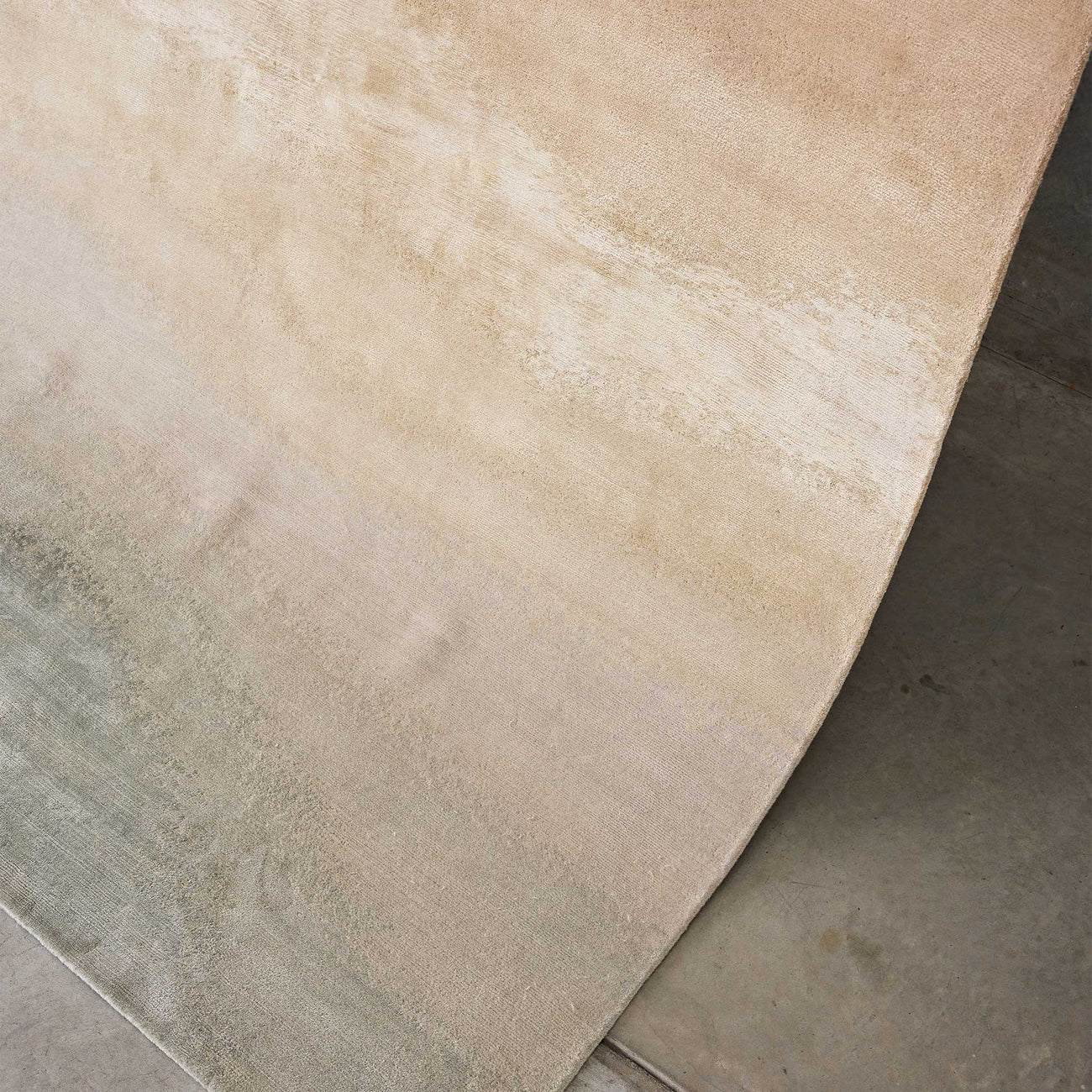 Gradient | Moonstone